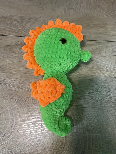 Ravelry: Susan Seahorse pattern by Amanda Lousley