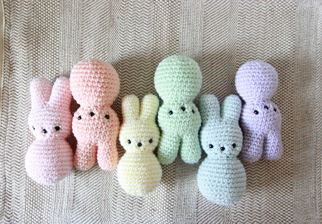 Ravelry: Peeps pattern by Amanda Lynn