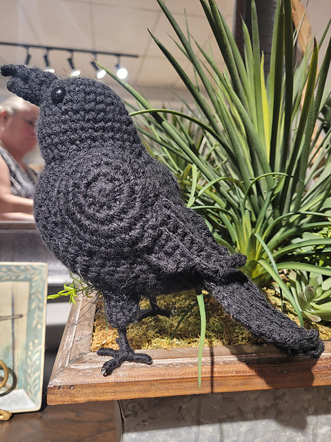 Ravelry: Realistic Crow Raven Corvid Pattern pattern by Amanda Hertz