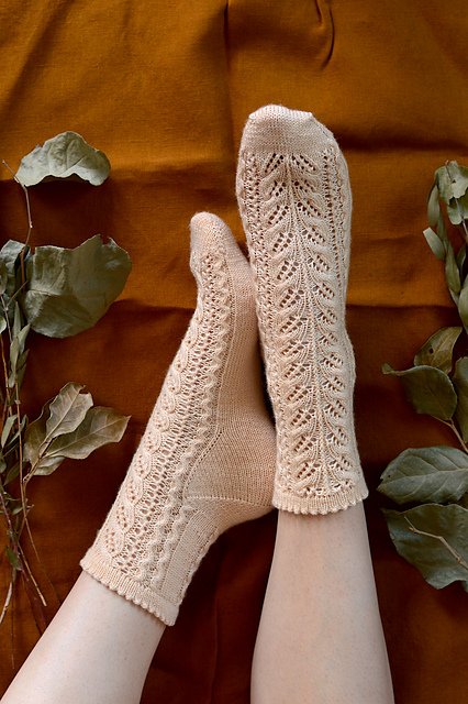Ravelry: Spring Rhapsody Socks pattern by "Amanita" Agata Mackiewicz