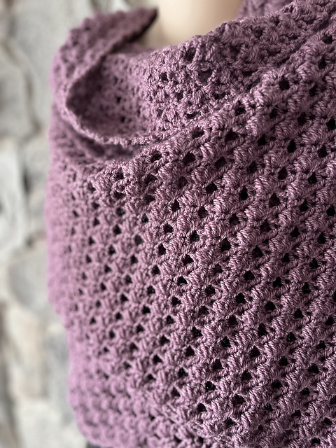 Ravelry: Stony Creek Shawl pattern by Kristine Mullen