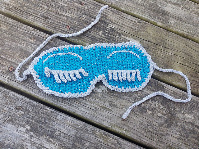 Ravelry: Holly Sleep Mask pattern by Dorothy Sivo