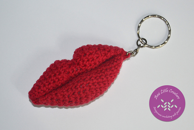 Ravelry: LIPS keychain pattern by Ami Little Creature