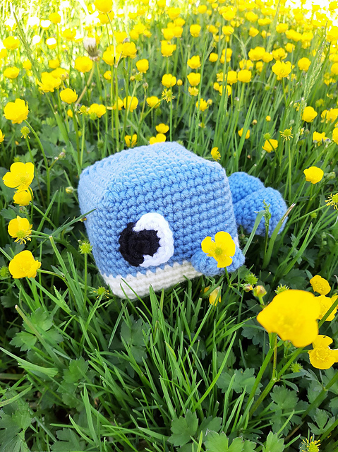 Ravelry: Prism Pal Whale pattern by Sierra Powers