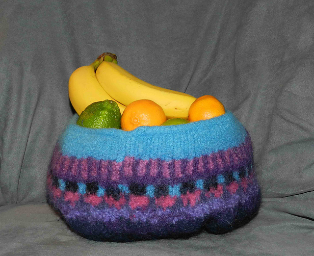 Ravelry: Beautiful Yarn Bowl pattern by Jane Davis