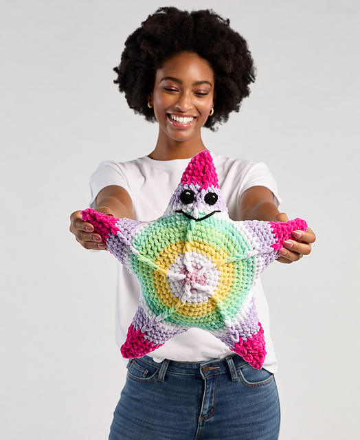 Ravelry: Sally Starfish pattern by Amy Gunderson