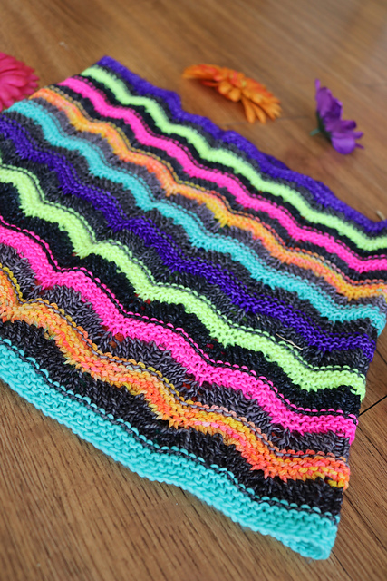 Ravelry: Growth Rings Cowl pattern by Amy Gunderson