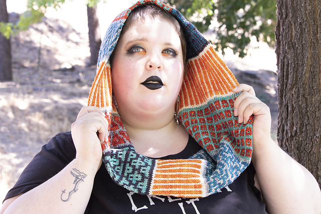 Ravelry: Cowl-O-Ween (knit) pattern by Amy Gunderson