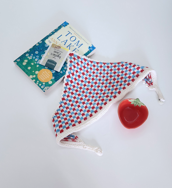 Ravelry: Picnic Bandana pattern by LemonKnit