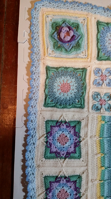 Ravelry: AnWit's Demelza blanket