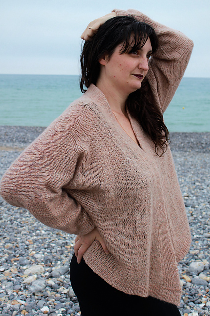 Ravelry: Gilet Plumette pattern by Anaïs Louve