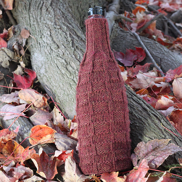Ravelry: Pinot Noir Wine Bottle Sweater pattern by Anastasia Blaes