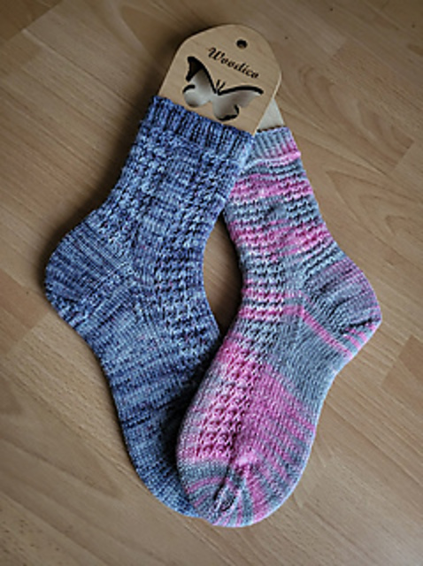 Ravelry: Mr. & Mrs. Easy pattern by Andrea Franke