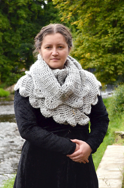 Ravelry: Dove wings shawl pattern by Andrea Cretu