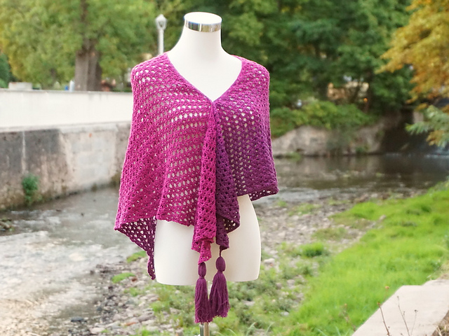 Ravelry: Sweet pea shawl pattern by Andrea Cretu