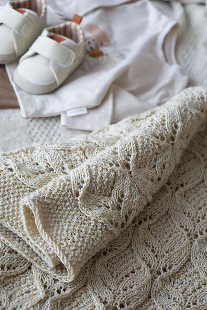 Ravelry: chal espiga pattern by andrea amaro