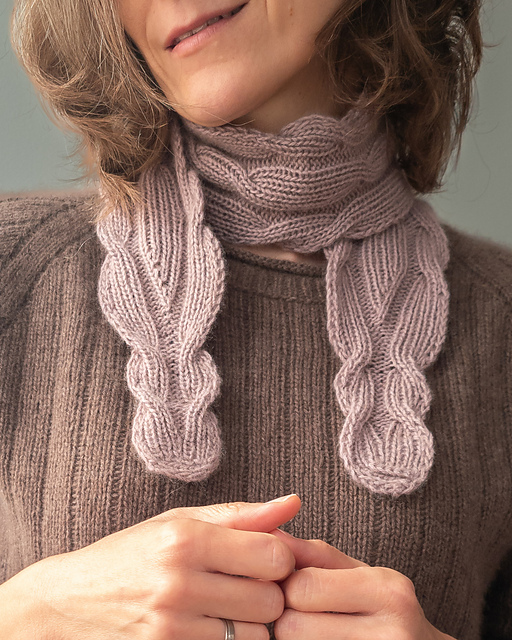 Ravelry: Drifting Wave Scarf pattern by Aneta Bleyer