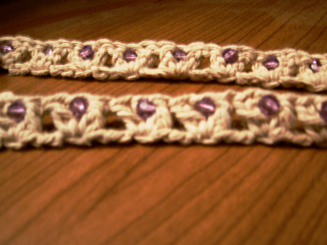 Ravelry: V-Stitch Headband pattern by Angie Briggs