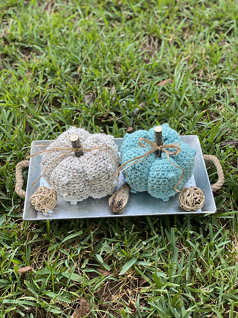 Ravelry: Knotty Punkin' pattern by Angie Dooley