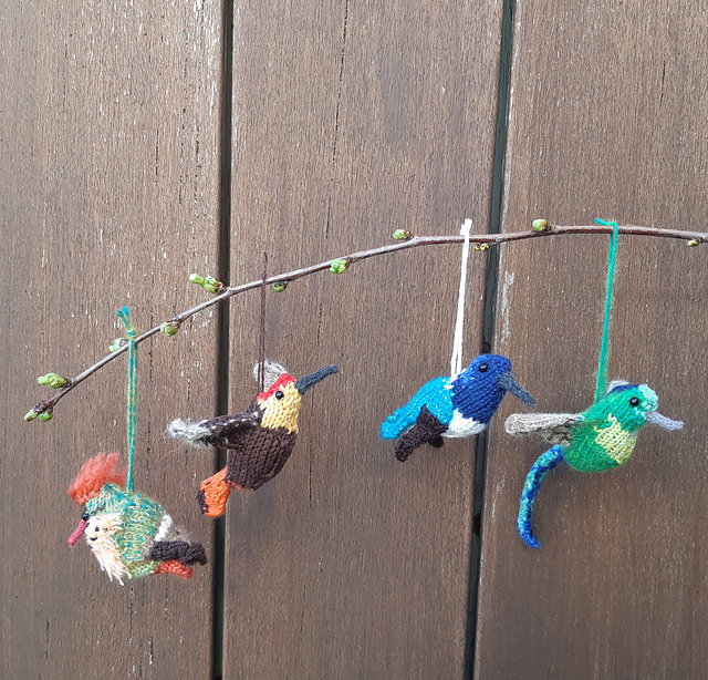 Ravelry: In-house bird watching: hummingbirds pattern by Viv's Knits