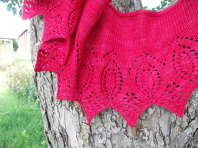 Ravelry: New Moon Shawl pattern by Anita Grahn