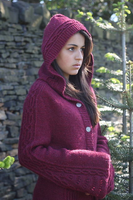 Ravelry: Anwen pattern by Ann Kingstone