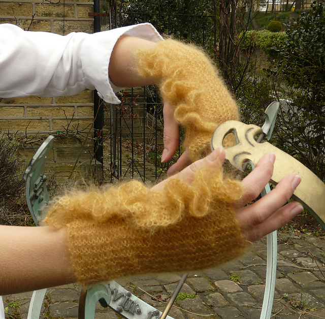 Ravelry: Unbreakable Vow pattern by Ann Kingstone