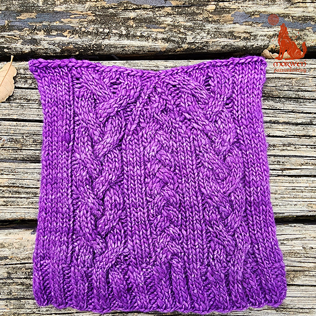 Ravelry: Flirty Ears Hat pattern by Anna Morwen Passionknitting