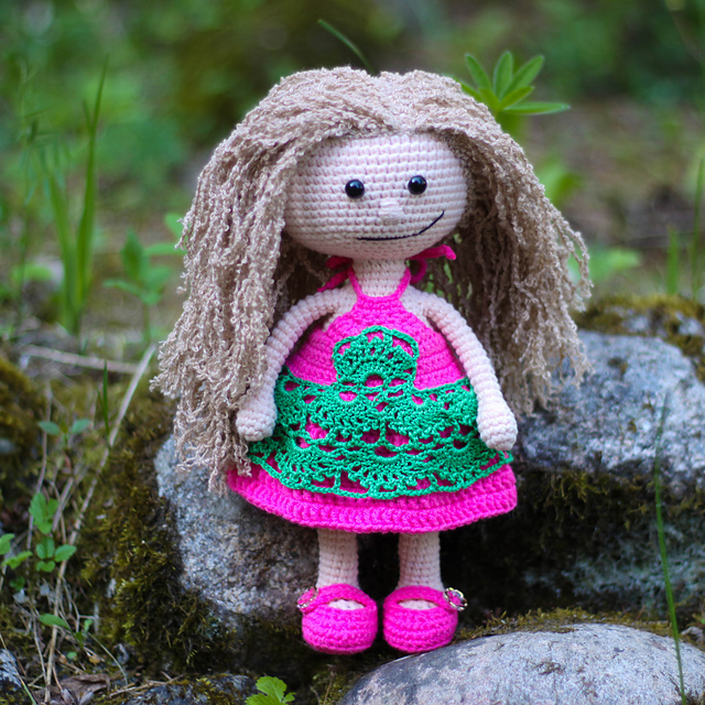 Ravelry: Jennifer doll with July dress pattern by Anna Tolbert