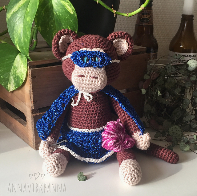 Ravelry: Apan Nickolina pattern by Anna Nilsson