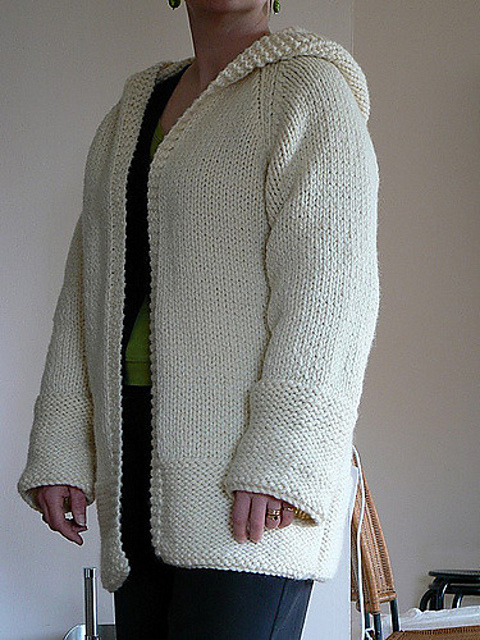 Ravelry: 441 - Veste à Capuche pattern by Bergère de France