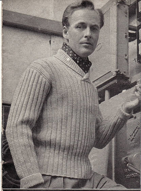 Ravelry: Cross-over Collar and Rib pattern by Patons & Baldwins