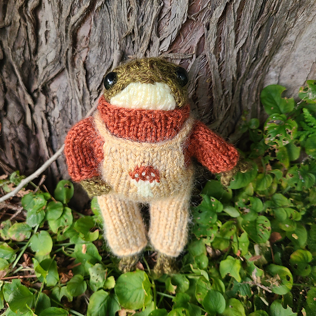 Ravelry: Froggy's Overalls (Straight leg) pattern by Anne de Silva