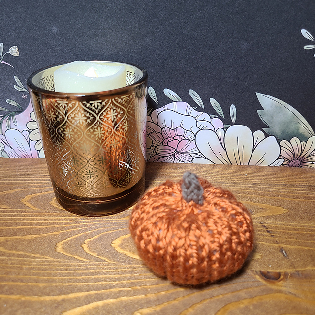 Ravelry: Mini Pumpkin (Basic) pattern by Anne de Silva
