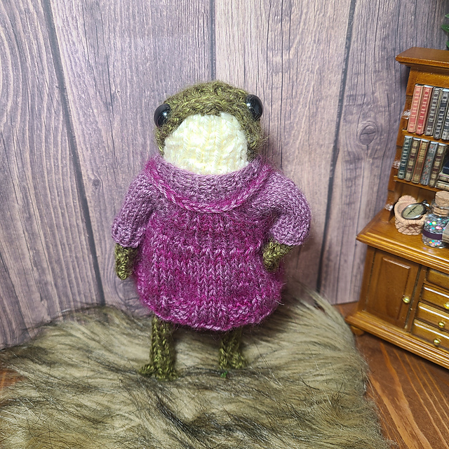 Ravelry: Froggy's Classic Pinafore pattern by Anne de Silva