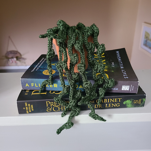 Ravelry: String of Pearls Succulent pattern by Anne de Silva