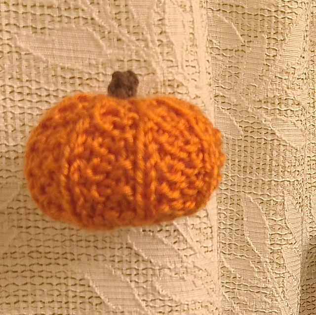 Ravelry: Mini Textured Pumpkin pattern by Anne de Silva