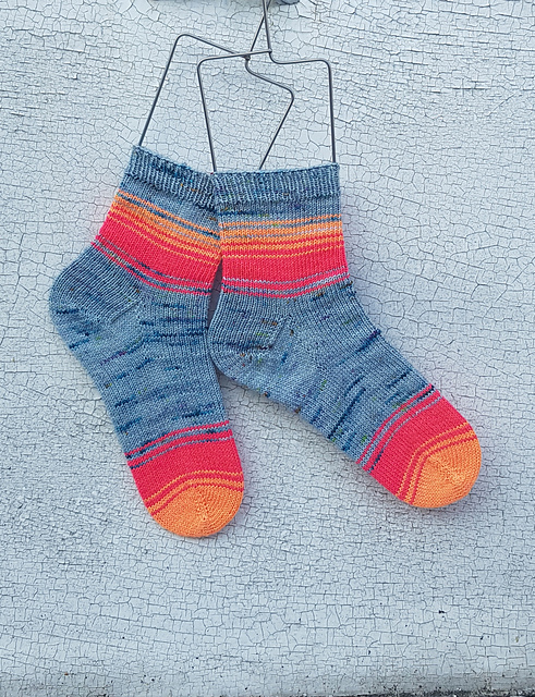 Ravelry: Fluro Sox pattern by Anneknitty Designs