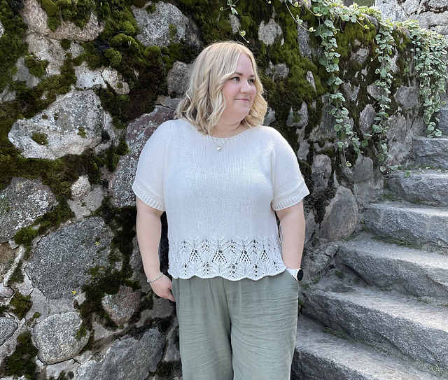 Ravelry: Lotus Lake tee pattern by Anniina Juuti