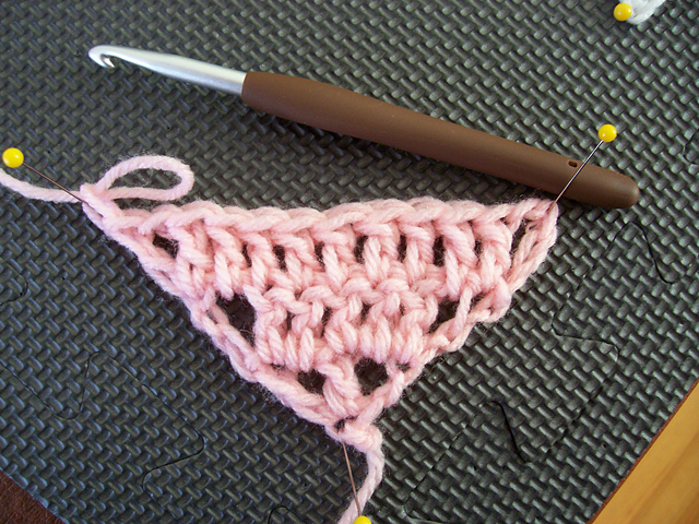Ravelry: Basics: Point-Up Triangle Shawl pattern by Ann Catelli