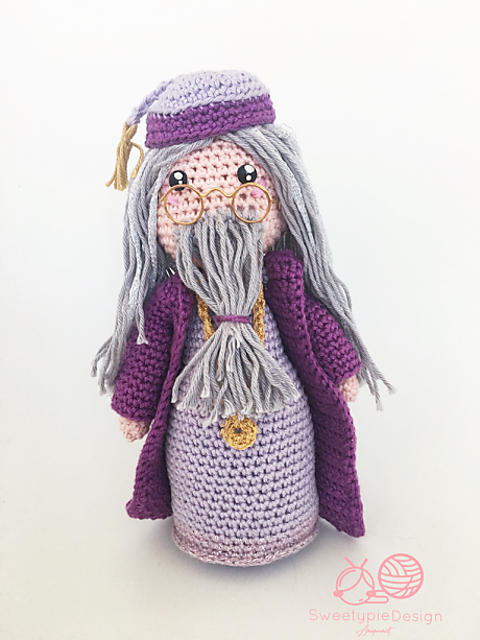 Ravelry: dumbledore head master pattern by Anouck specker