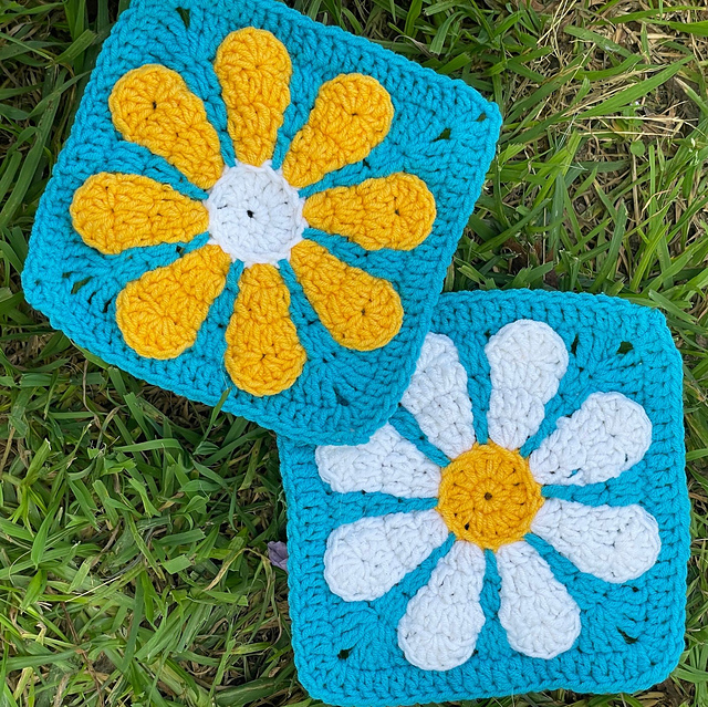 Ravelry: Daisy Granny Square pattern by Natalia Smolyanichenko