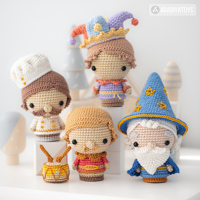 Ravelry: Royal Servants (Joker, Astronomer, Chef, Drummer) pattern by ...