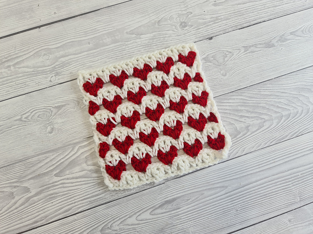 Ravelry: Offset Hearts Stitch pattern by Crafting Happiness