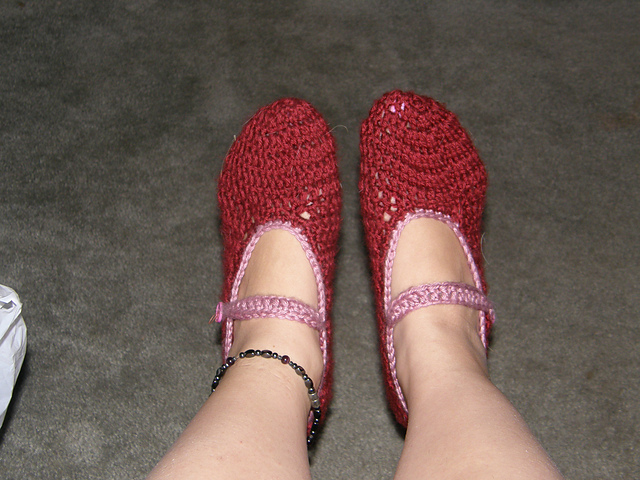 Ravelry: Mary Jane Slippers pattern by Andrea Plotts