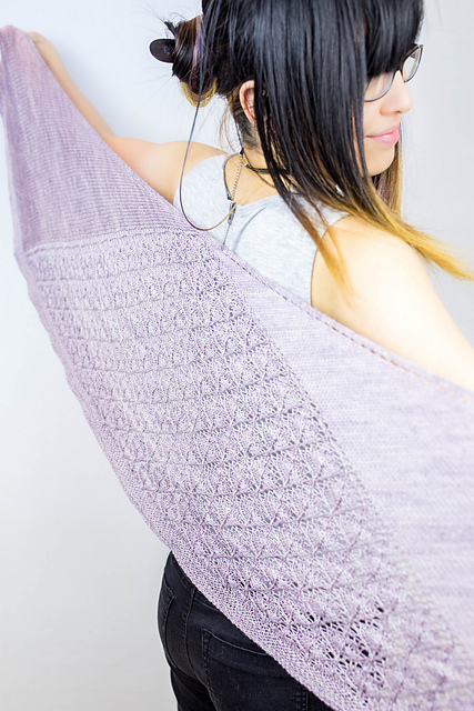 Ravelry: Spring Awakens pattern by Francoise Danoy