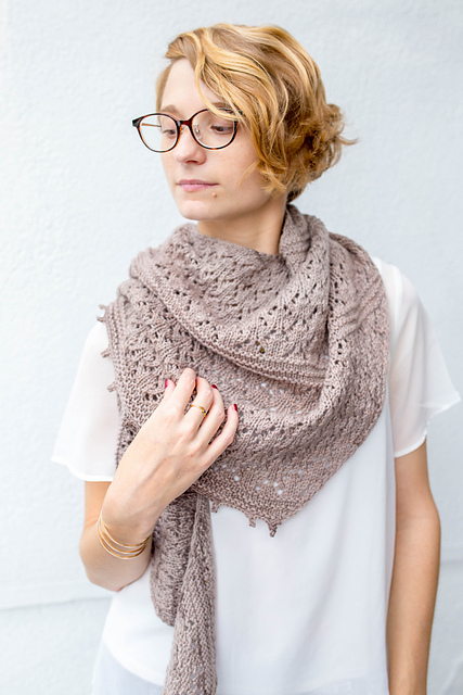 Ravelry: A Work of Love pattern by Francoise Danoy