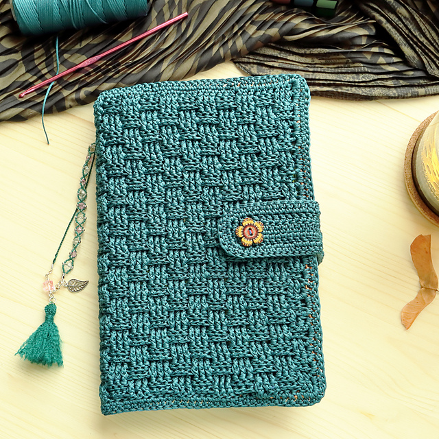 Ravelry: Woven Stories Book Cover pattern by Marija Menaker