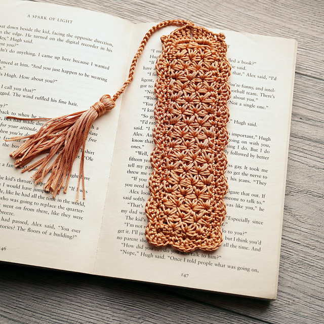Ravelry: Blossomworn Bookmark pattern by Marija Menaker