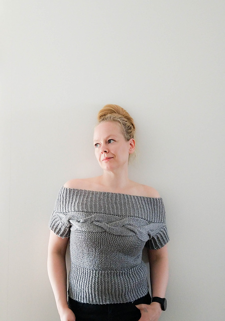 Ravelry: Twisting Lights pattern by Artesanitarium Designs